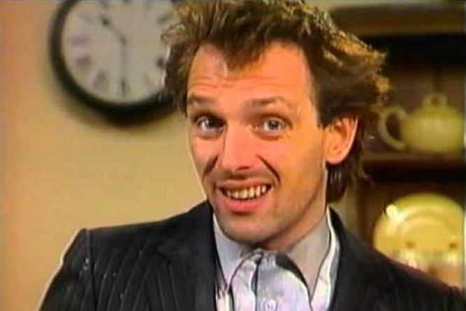 Remembering Rik Mayall – Little Bits of Gaming & Movies